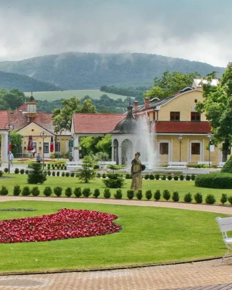 XXXLutz - bodový partner - Sphere